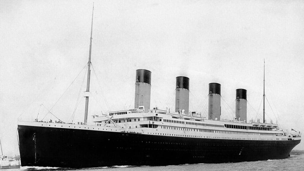La teoría que asegura que el auténtico Titanic nunca se hundió