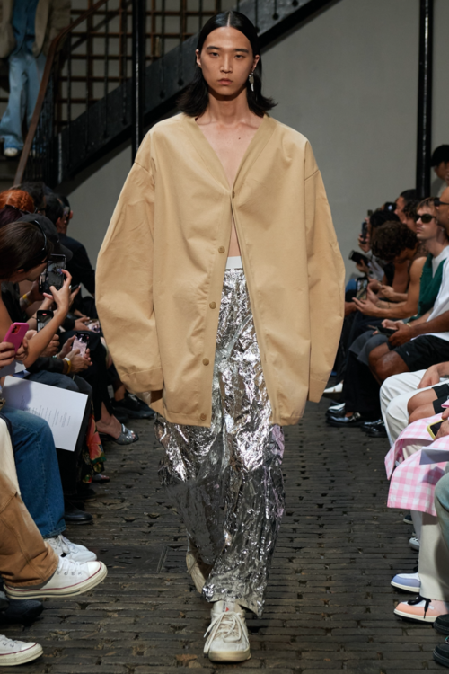 10 tendencias de moda de hombre para la primavera 2024