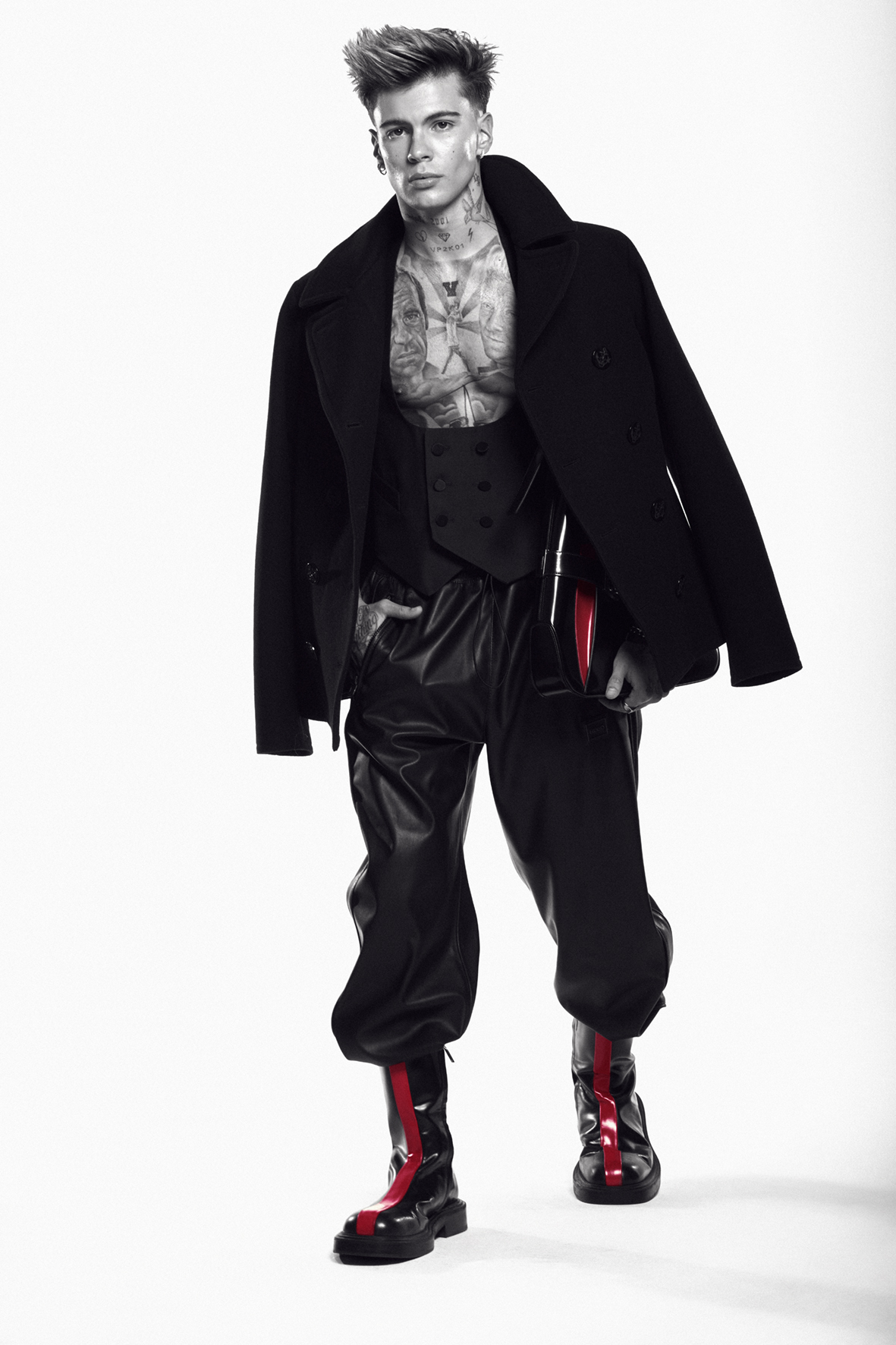 Entrevista al influencer y cantante Víctor Pérez "VYPERR" – Rísbel Magazine