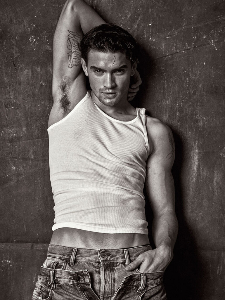 Gabriel Guevara: "A un actor no le pagan por actuar, le pagan por esperar"