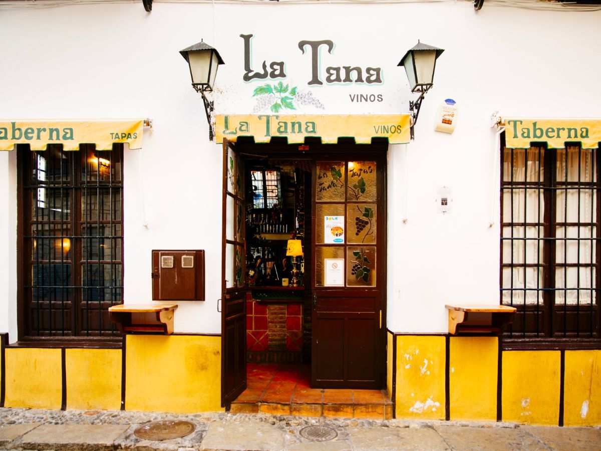 17 bares donde ponen las mejores tapas de Granada – Rísbel Magazine