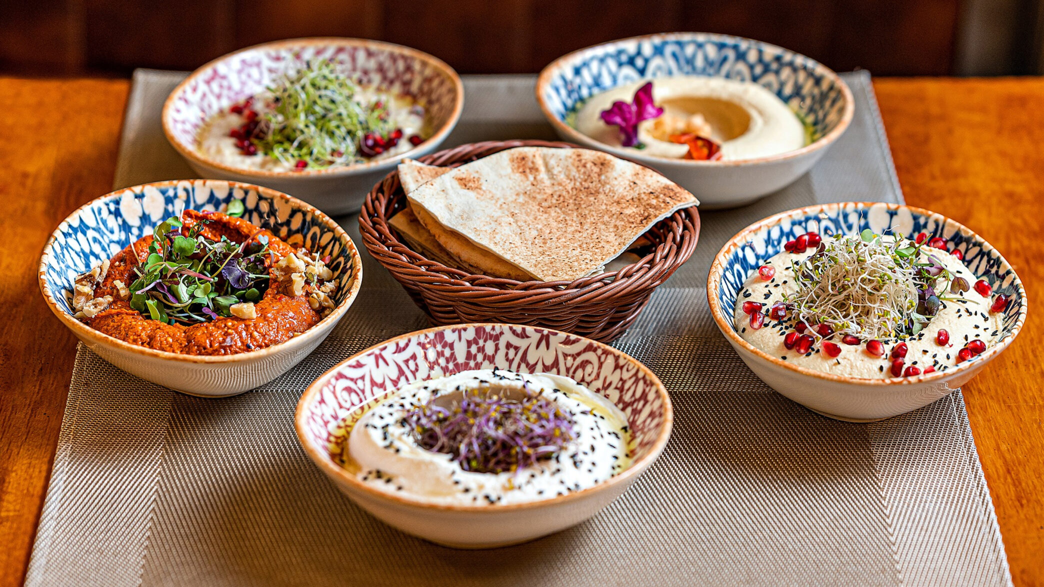 10 restaurantes libaneses auténticos y riquísimos de Madrid – Rísbel ...