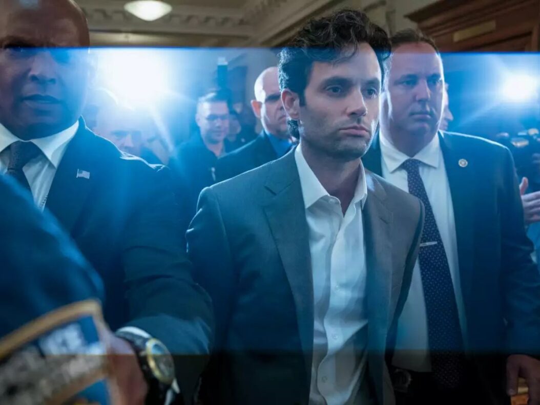 ¿Qué pasa con Joe después del incendio en la T5 de You? – Rísbel Magazine